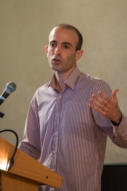 Religia danych – Yuval Noah Harari – Oficjalny blog emigracji 1969